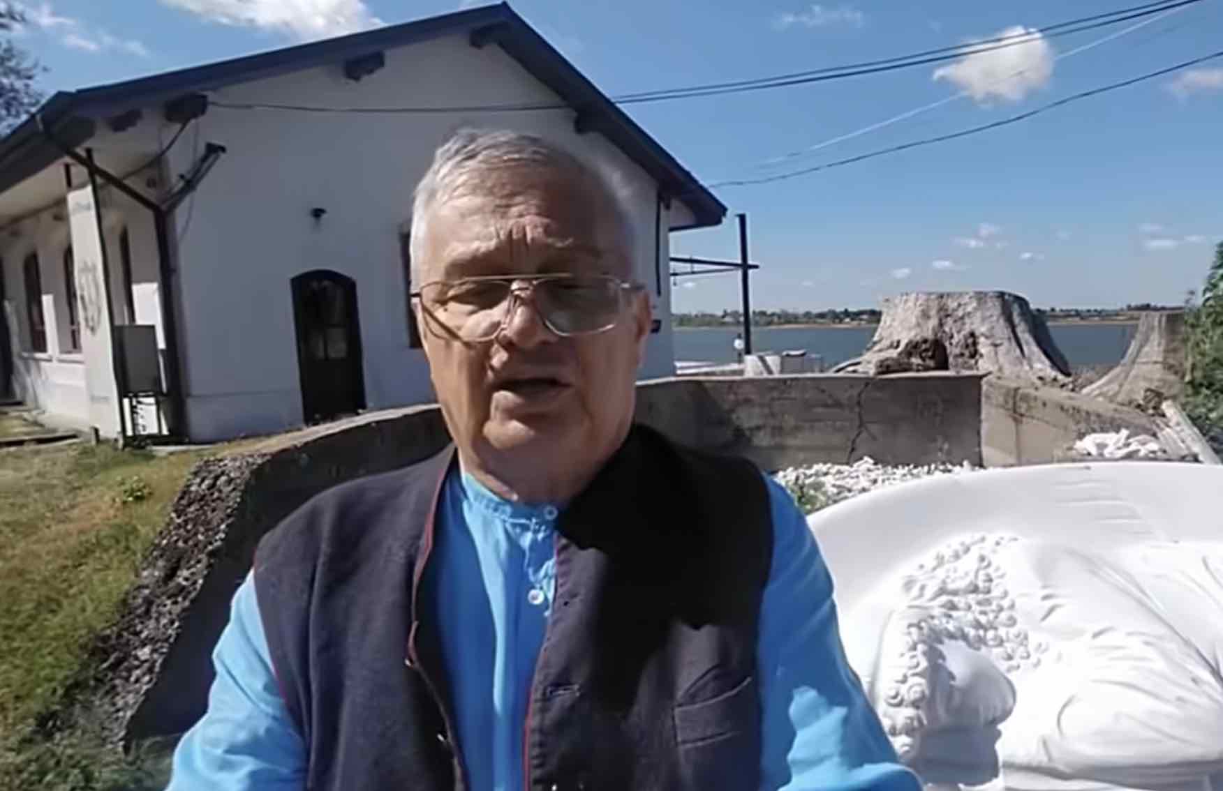 Poezie contra prostie: Dinescu sare in apararea fermierilor din ...